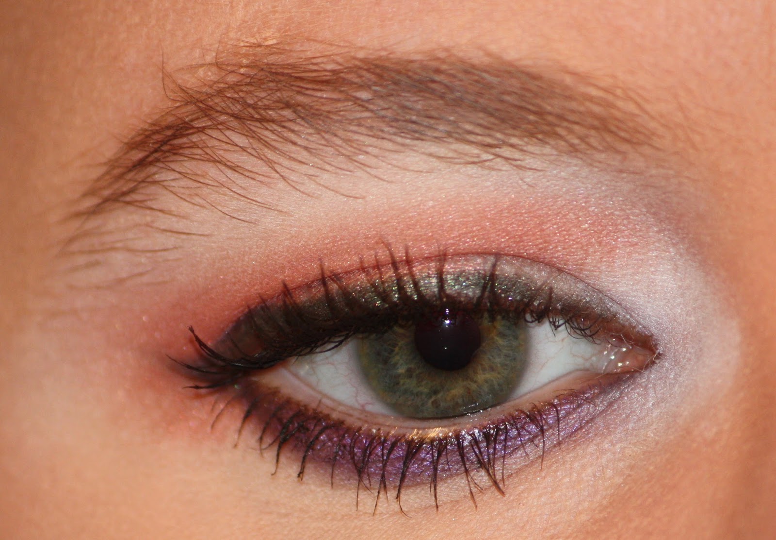 Die Zauberin Zebulon: Salmon Eye MakeUp using Full Spectrum palette by ...