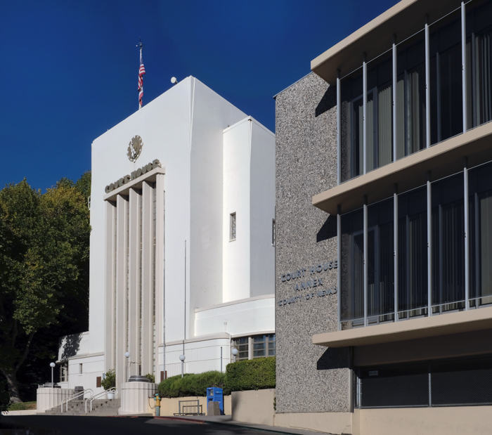 Nevada City / Architecture