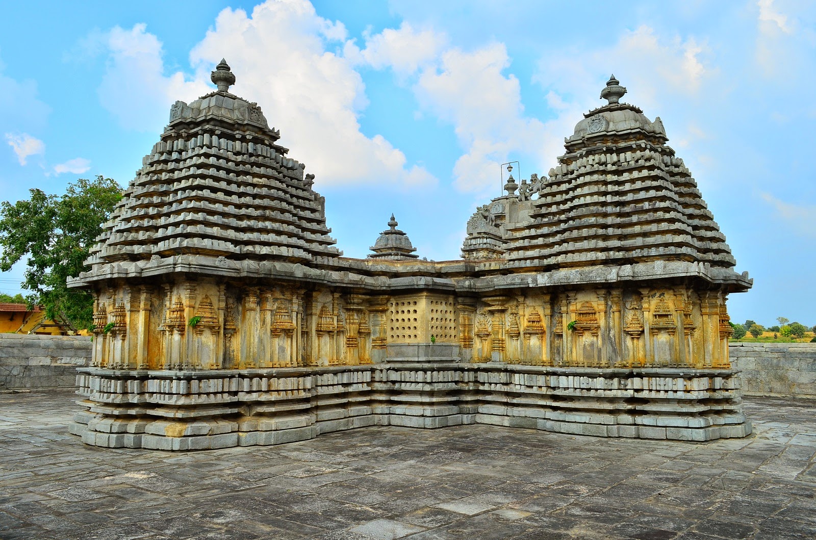 Sharath Hassan A Travelling Photographer: Doddagaddavalli Laksmidevi ...