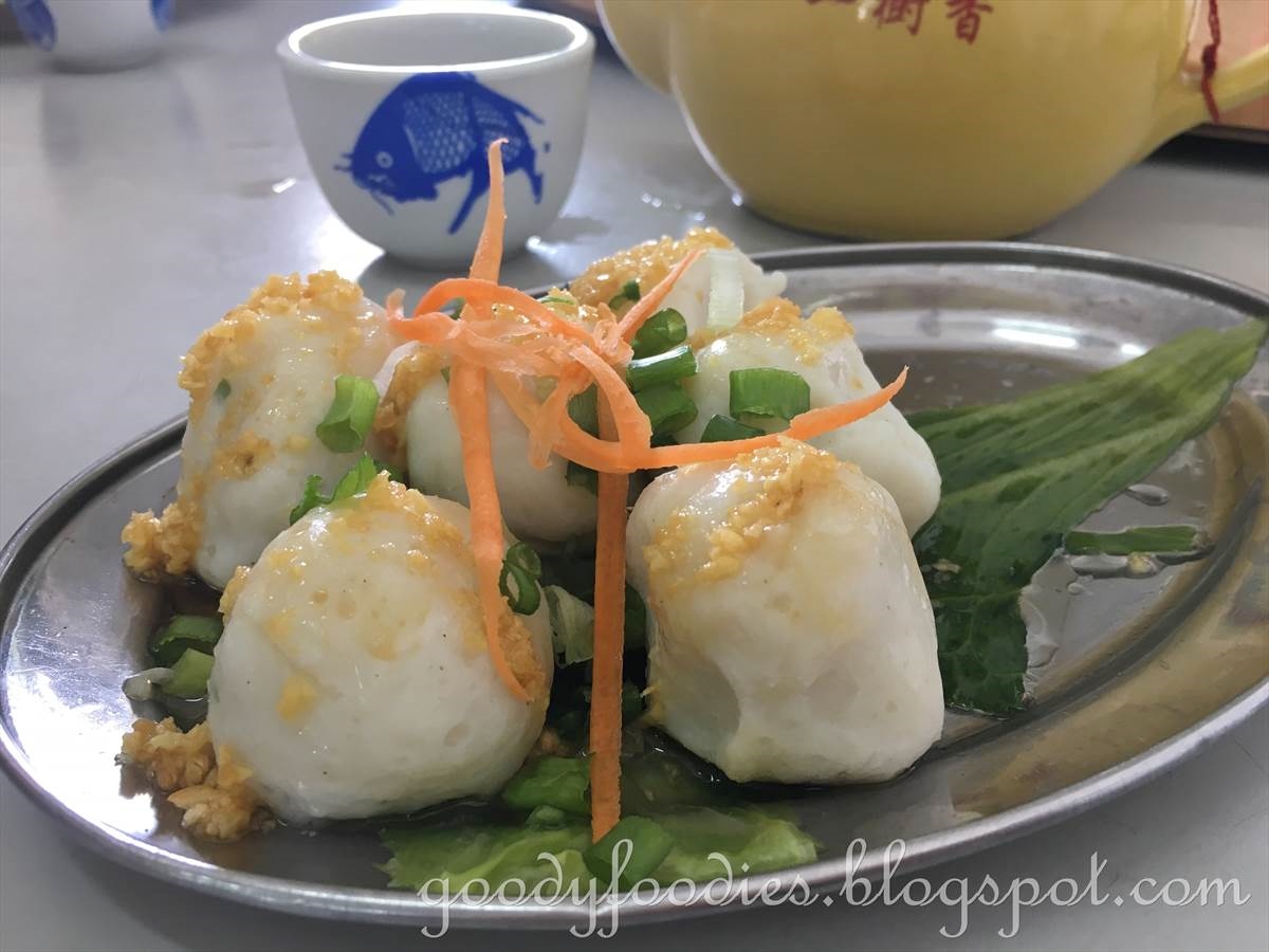 GoodyFoodies: Different Taste Restaurant, Bercham, Ipoh - Seafood Delights