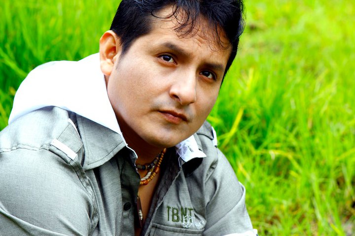 Biografias Amerikanta: MAX CASTRO