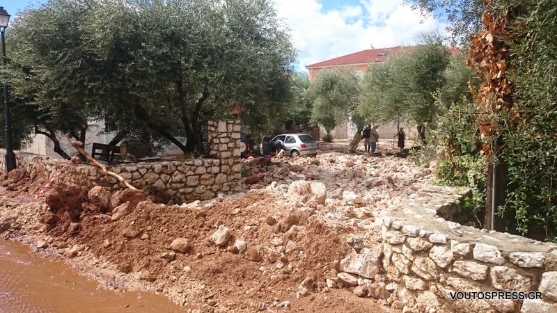 VOUTOSPRESS.GR: 2η μερα απο της Καταστροφες στην Κεφαλονια και ας ...