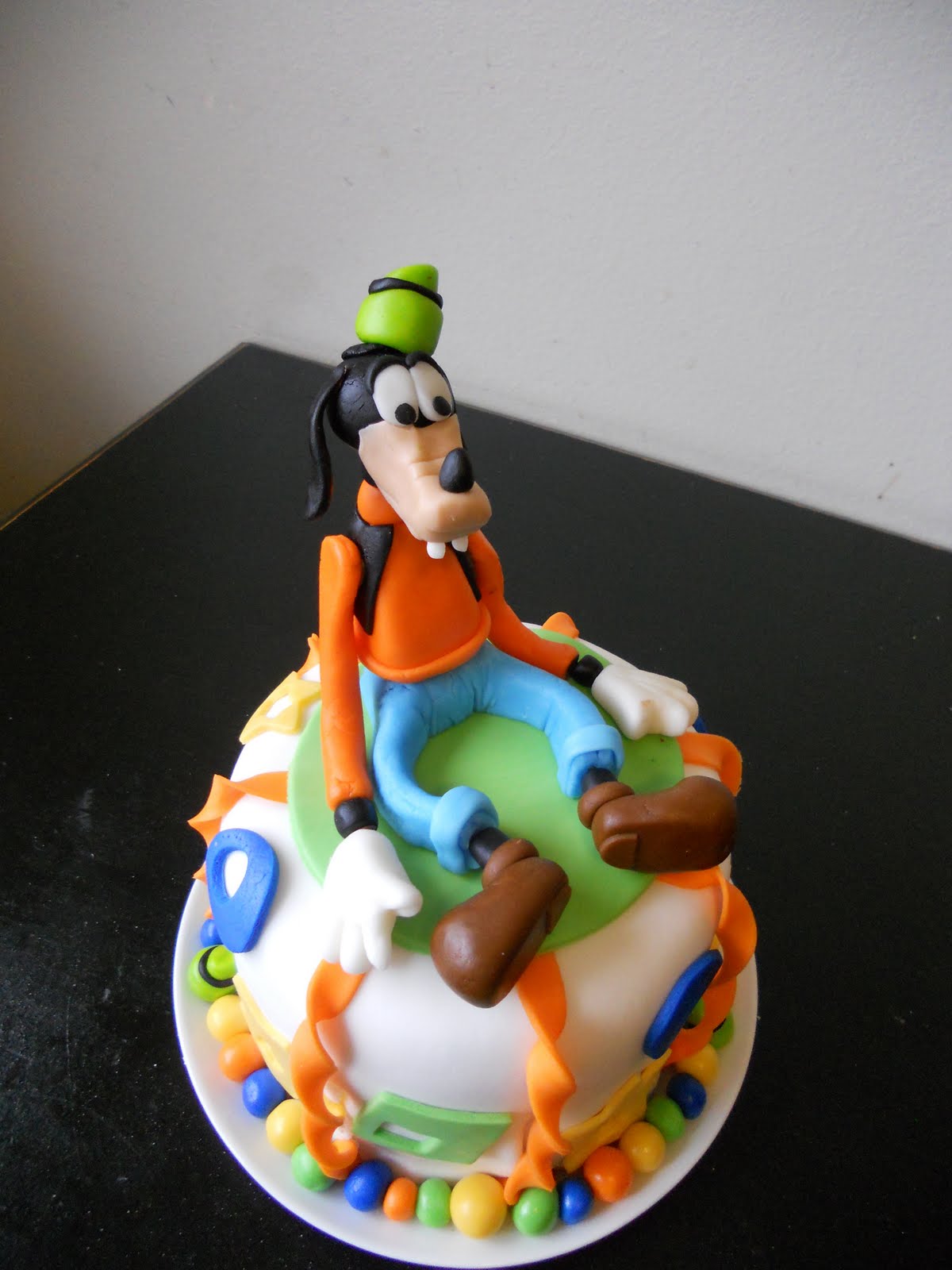 Amber's Birthday Creations: Goofy Cake