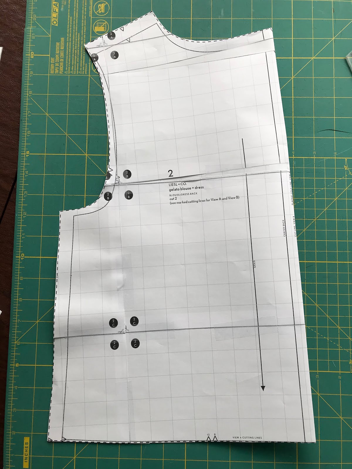 The Itinerant Seamstress: High round back adjustment