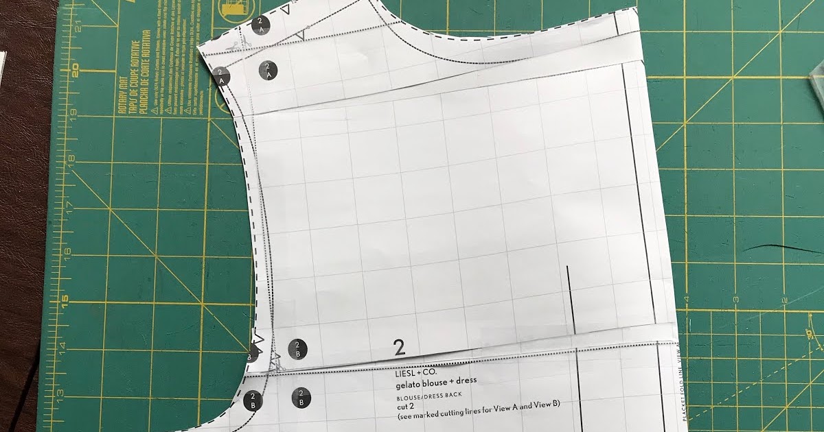 The Itinerant Seamstress: High round back adjustment