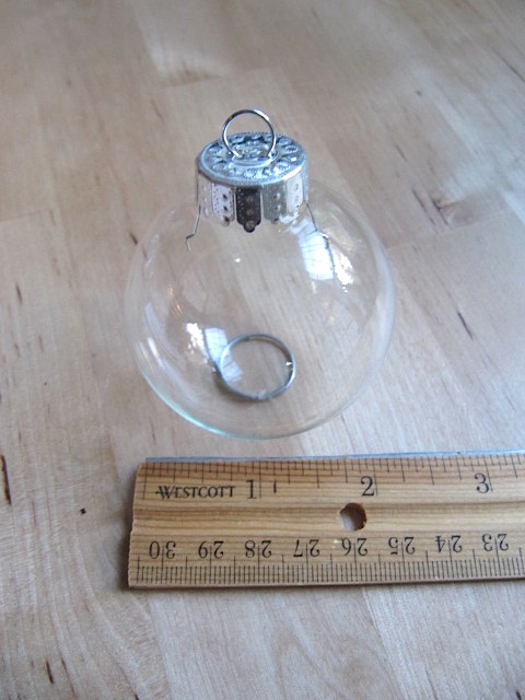 Sew Many Ways...: Fillable Glass Christmas Ornaments...Great Gift Idea