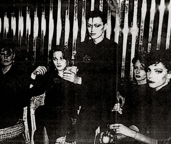 Nothin' Sez Somethin': & curdled milk for Cheerios