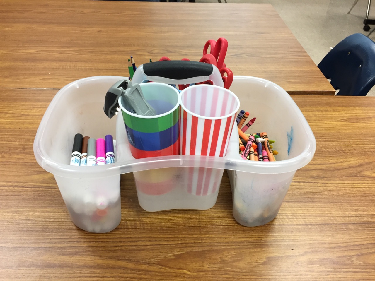 Generally Geometry: Classroom Organization: Table Supply Tubs!