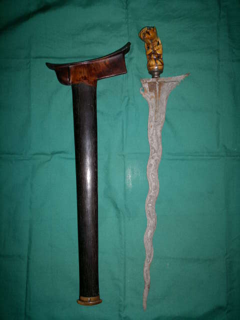 Badai Mencak Kelambit Biru: Himpunan Keris-keris hebat , rare species ...