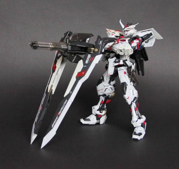 Custom Build: 1/100 Gundam Astray Black Frame