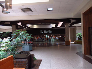 Sky City: Retail History: Warren Mall: Warren, PA