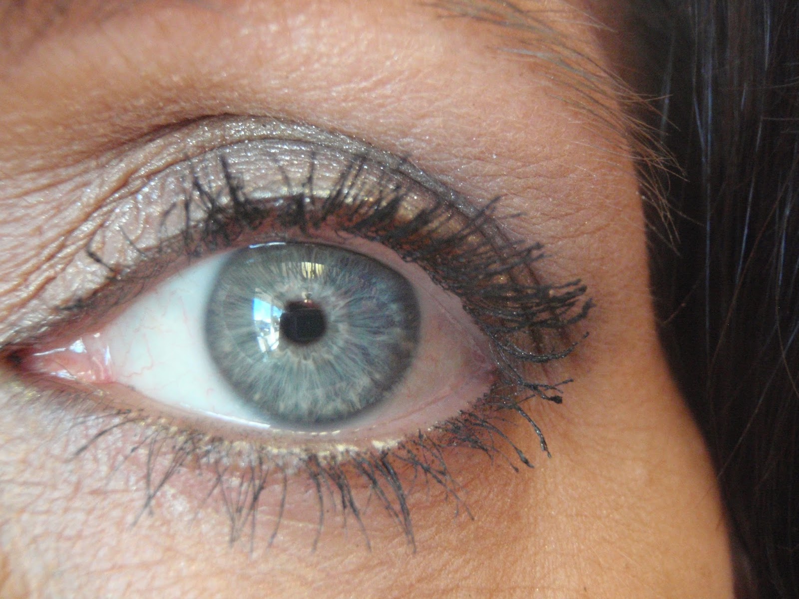 How to get Long Lashes with a Lash Curler