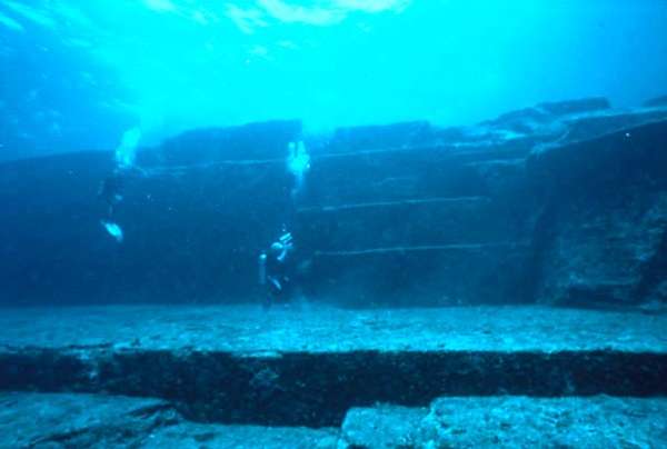 Yonaguni Monument Pillars