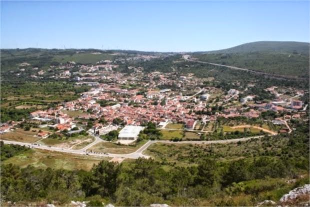 A ALDRABA: A vila de Minde