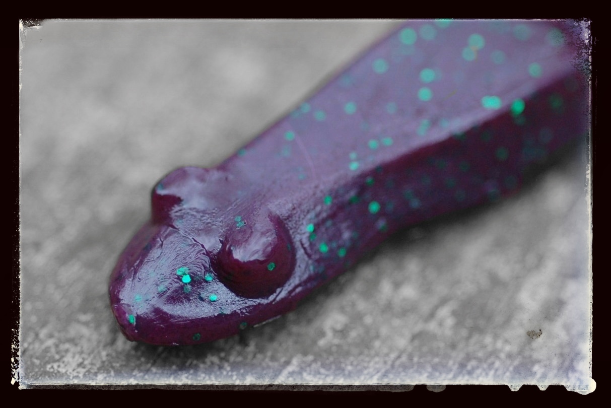 Bass Junkies Frog Pond: Berkley Gulp BatWing Frog Review (semi-retired)