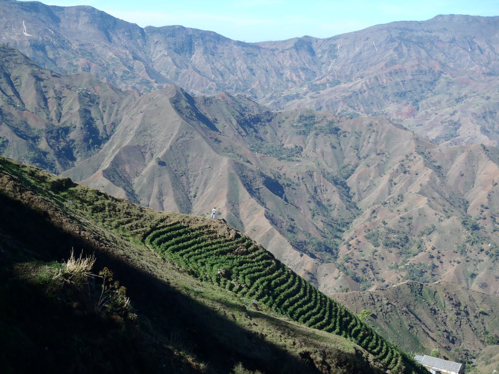 Haiti Mountains : Haiti: Biography of Haiti / Haiti is positioned east ...