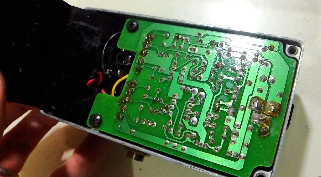 Fixing the pots on a Maxon OD808 | DIY Strat (and other guitar & audio ...