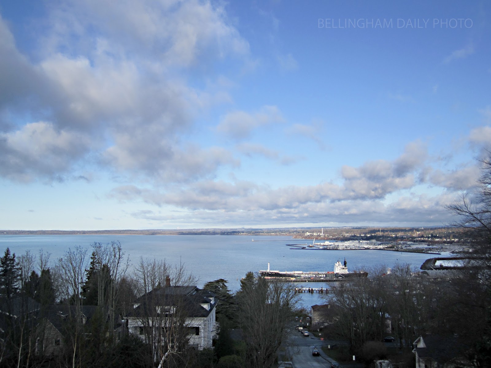 BELLINGHAM DAILY PHOTO: Skywatch Friday: Western View