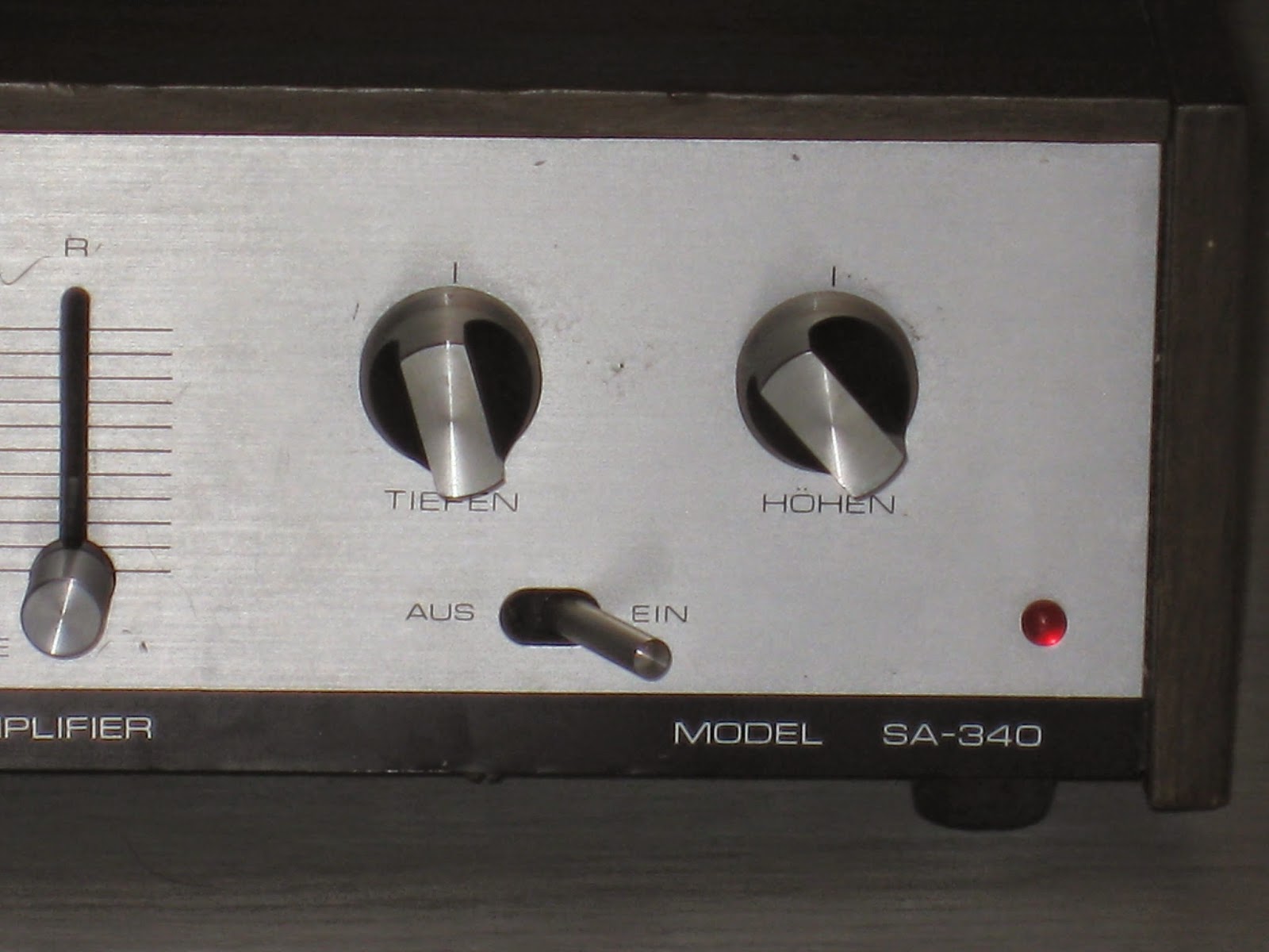 Infrequent Sound [sex.tex] technology: Monacor SA-340 Stereo-Amplifier ...