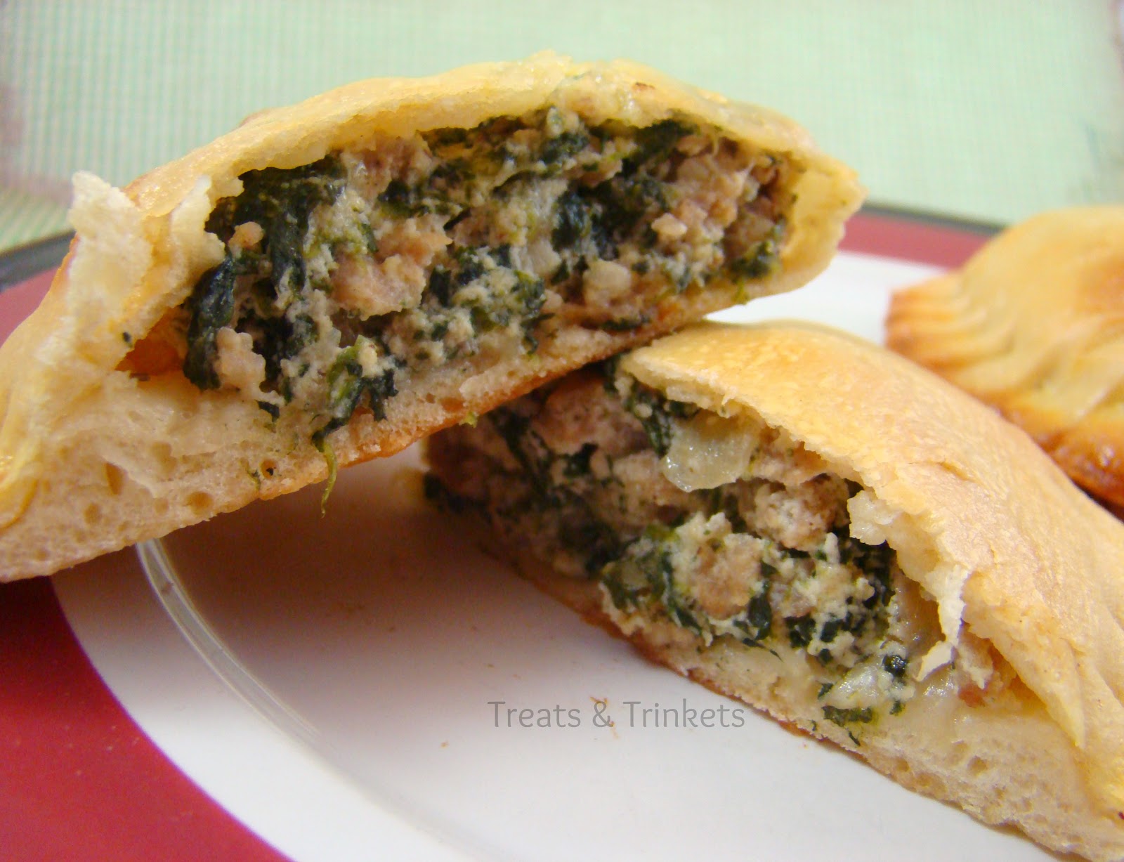 Treats & Trinkets: Spinach and Sausage Calzones