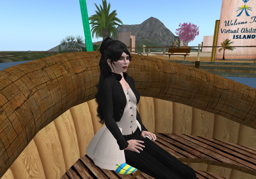 An Artist and Costumers' Second Life Project: The First Time My Avatar ...
