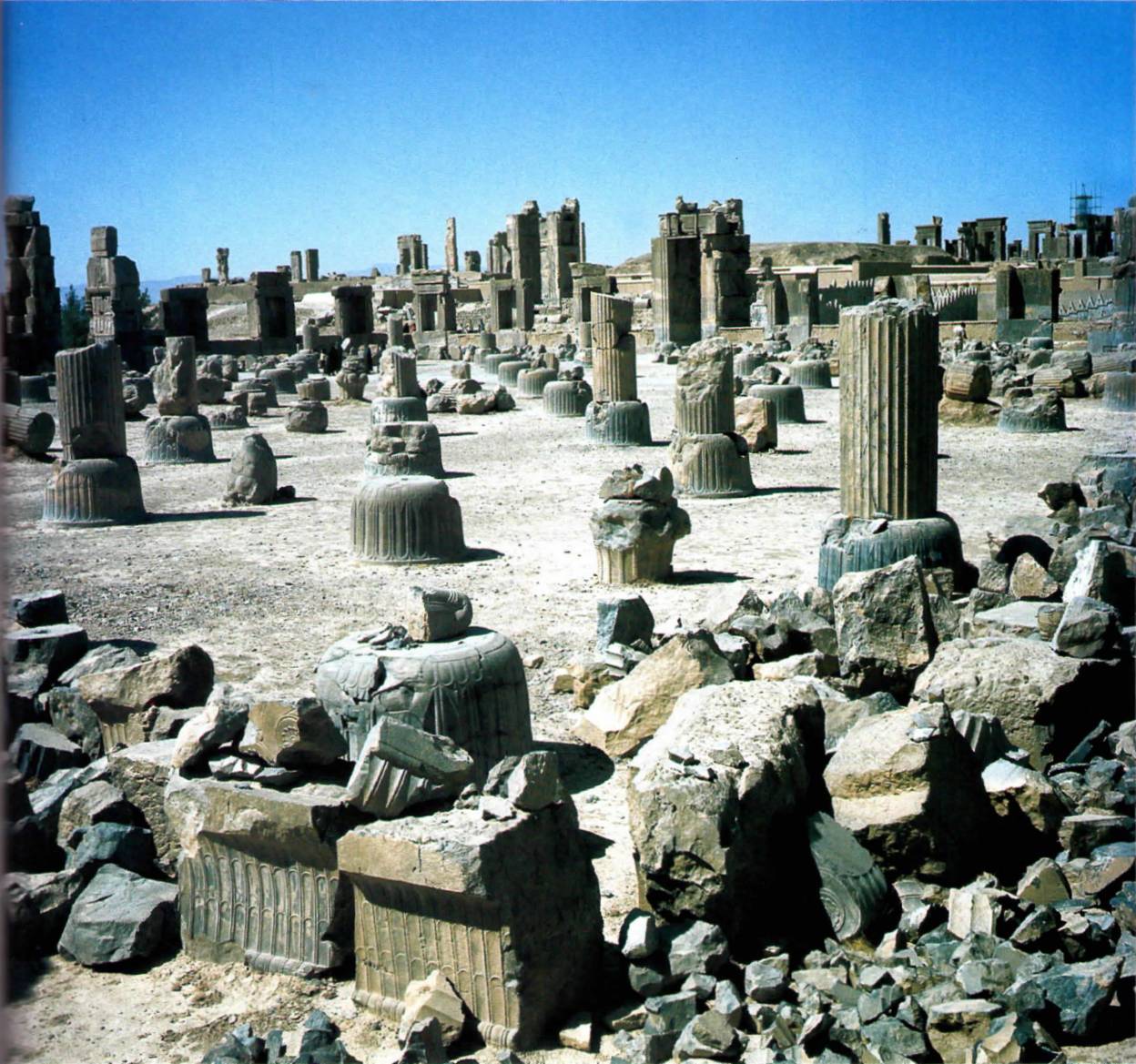 Punto al Arte: Expansión de los medos y destrucción de Imperio asirio