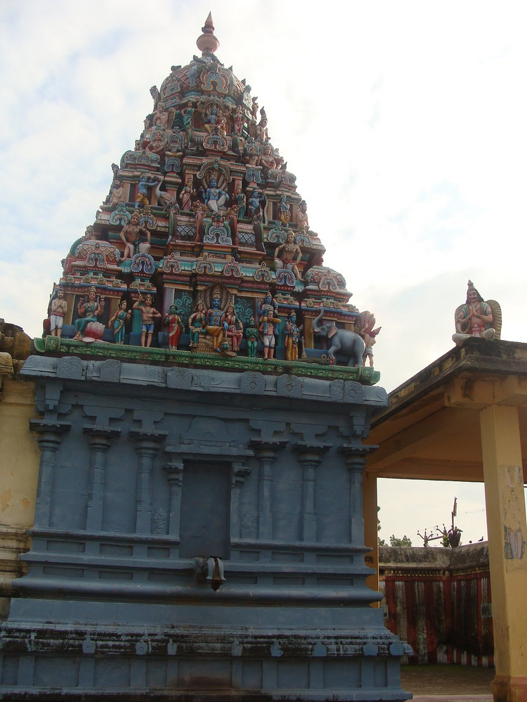 Tamilnadu Tourism: Kothanda Ramaswamy Temple, Vaduvur, Thiruvarur