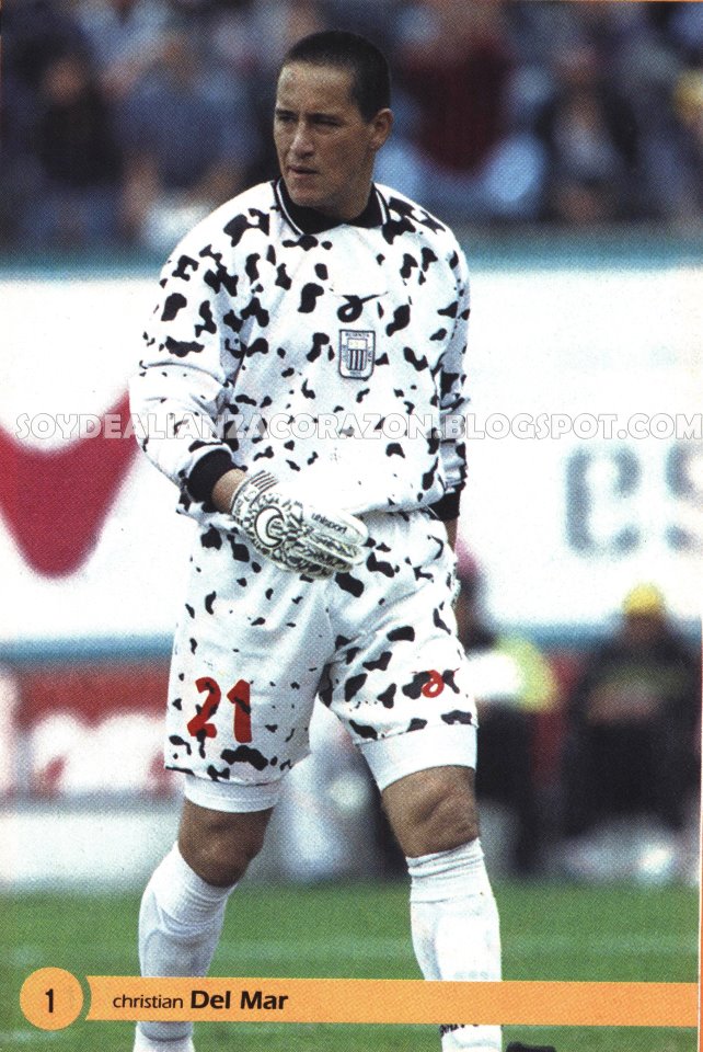 Que arquero fue el mas completo : Oscar ibaÑez o julio cesar balerio ...