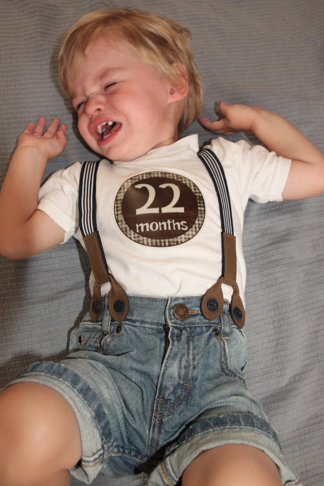 THE MACMASTER FAMILY BLOG: I'M 22 MONTHS OLD!!