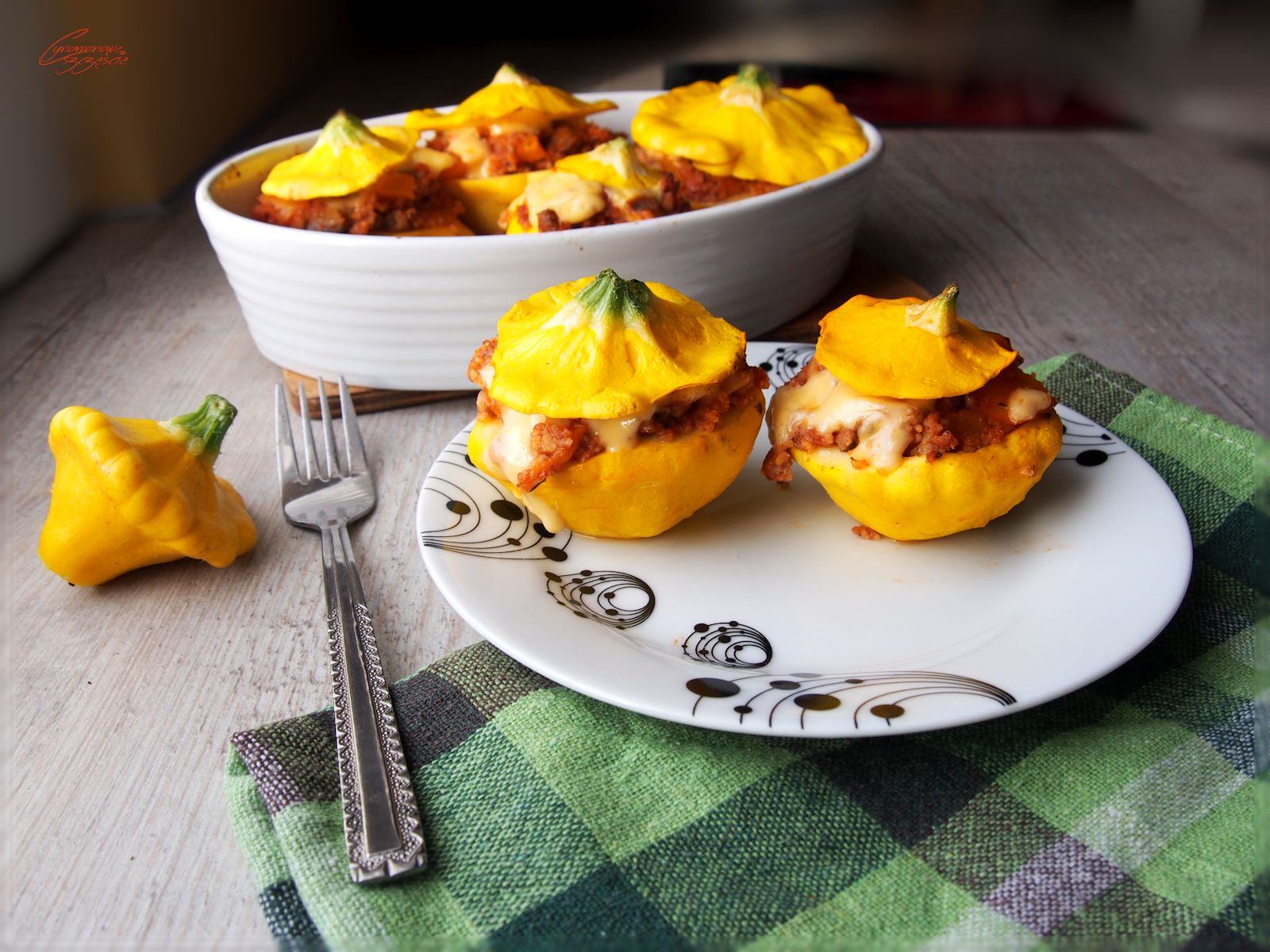 Cynamonowe szczescie: Patisony faszerowane mięsem i kaszą kuskus