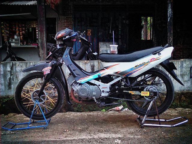 68 Foto Modifikasi Motor Satria 2 Tak Harian Terpopuler