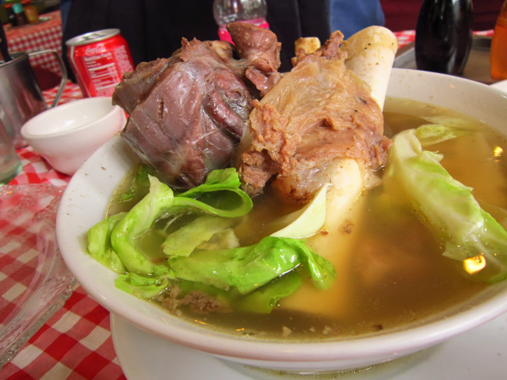 The Legendary Tagaytay Bulalo at Diner's