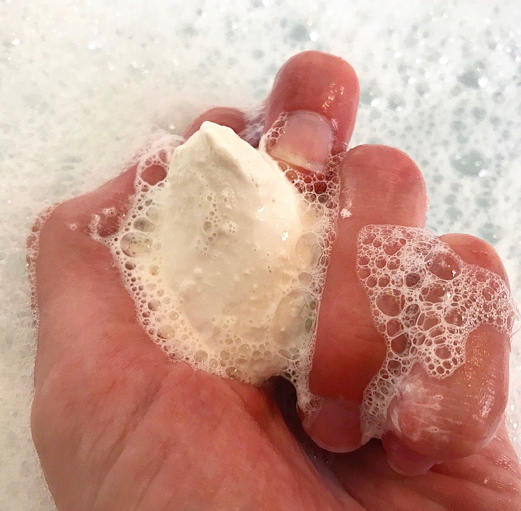 All Things Lush UK: Boo Bath Melt And Bubble Bar