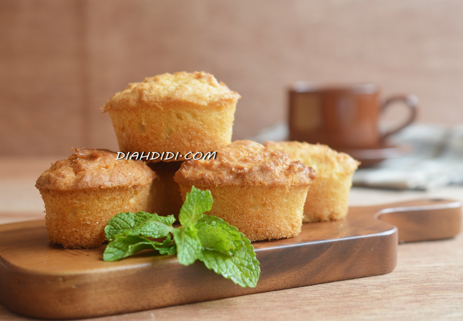 Diah Didi's Kitchen: Bolu Kelapa