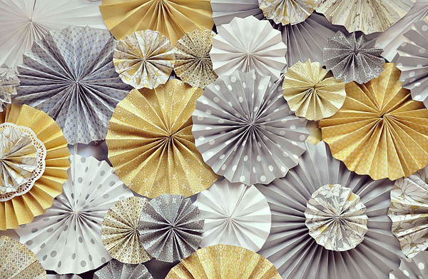 WHEN LIFE GIVES U LEMONS: pin wheel paper wheel I ADORE