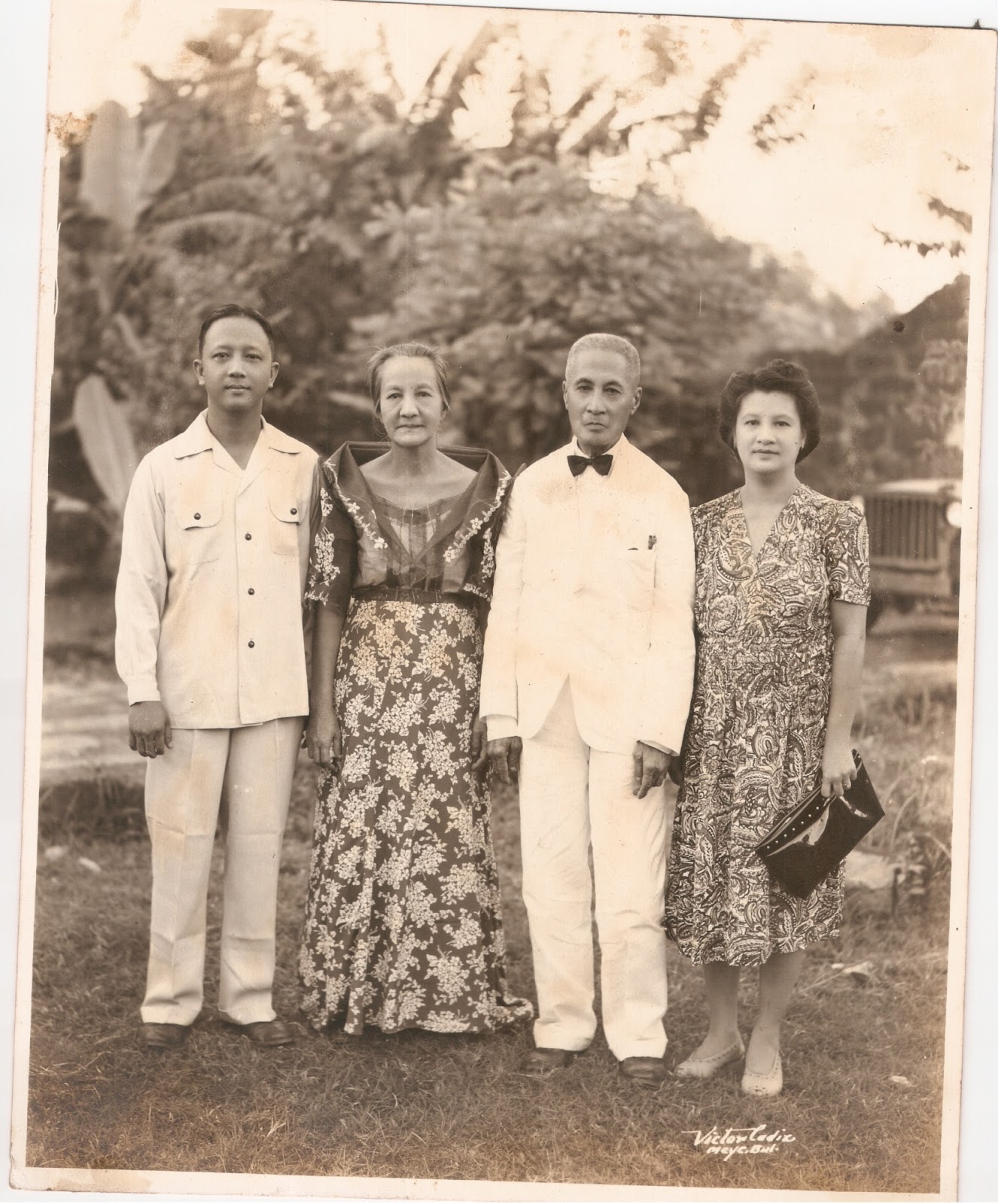 Pio Valenzuela @ 150: Photos: Si Dr. Pio Valenzuela at ang kanyang Pamilya