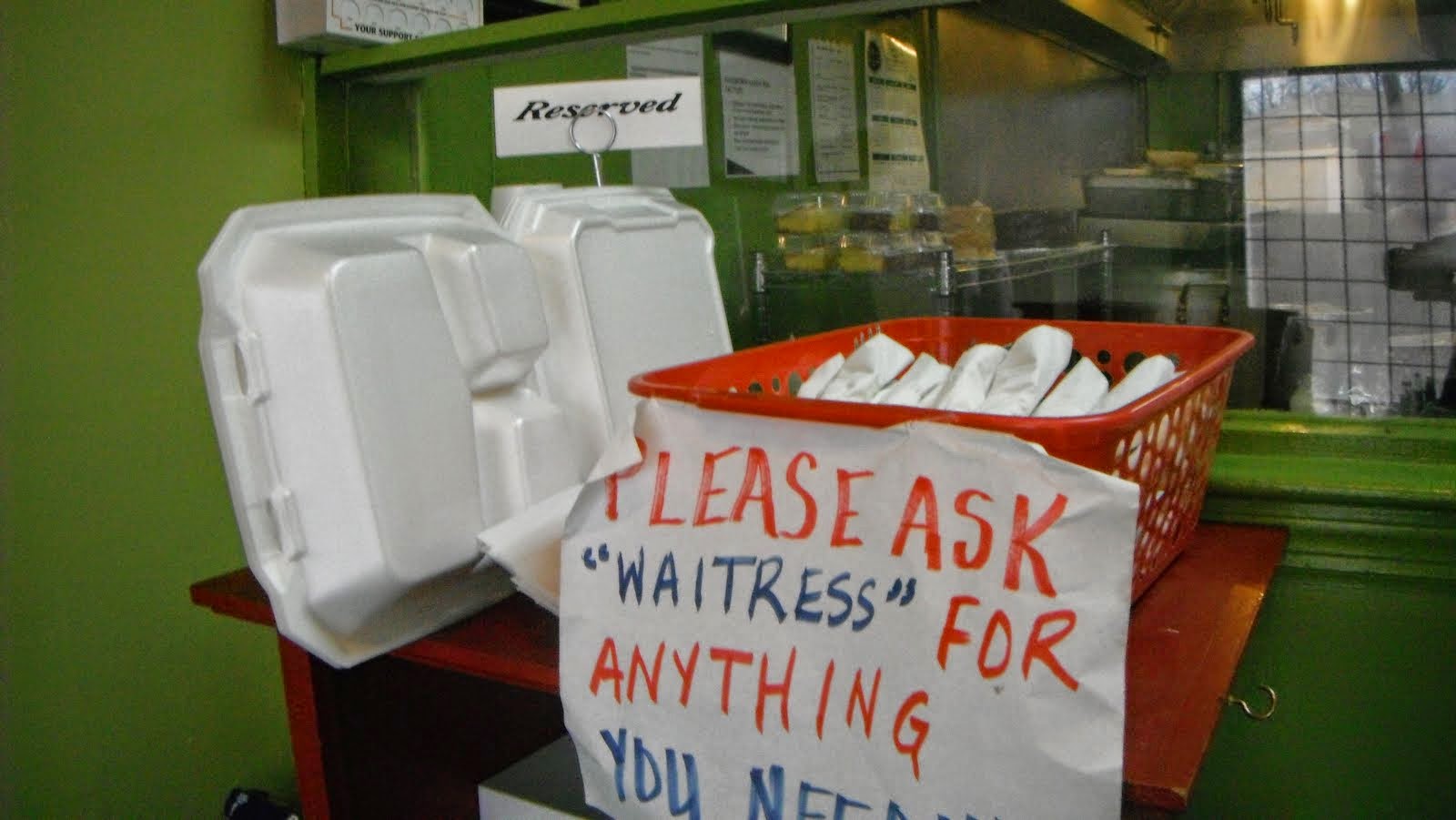 Ms Girlee's Soulfood Restaurant: Ms Girlee's Soulfood Restaurant