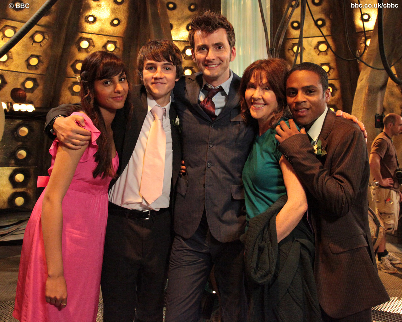 THROWBACK THURSDAY: David Tennant Guest Stars In The Sarah Jane Adventures