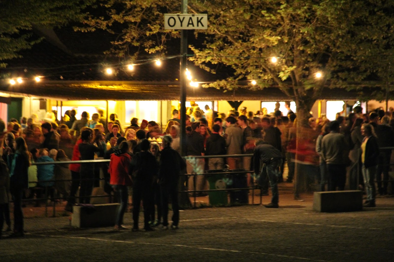 Firmung 2014 Langenberg/St.Vit: Taizé - Ein Erfahrungsbericht von Jan ...