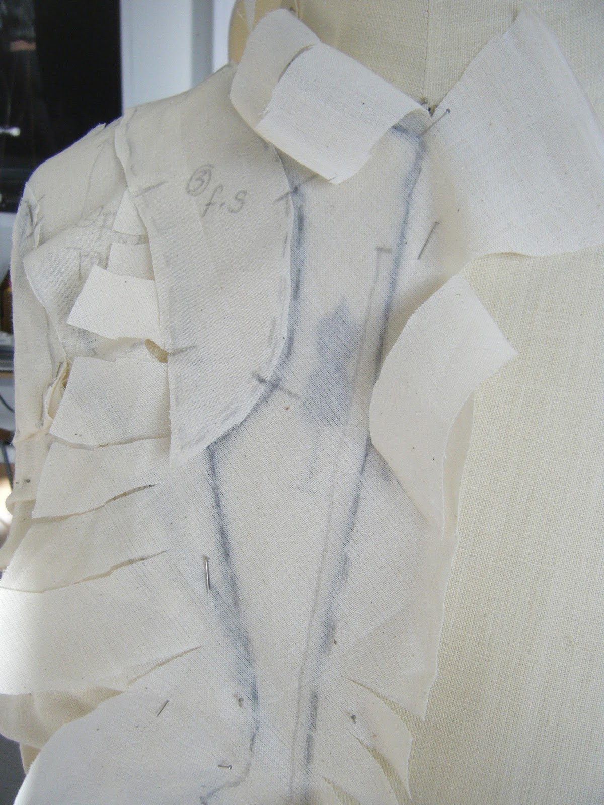 Lucy Alice fashion portfolio: BA HONS.......Creative pattern cutting