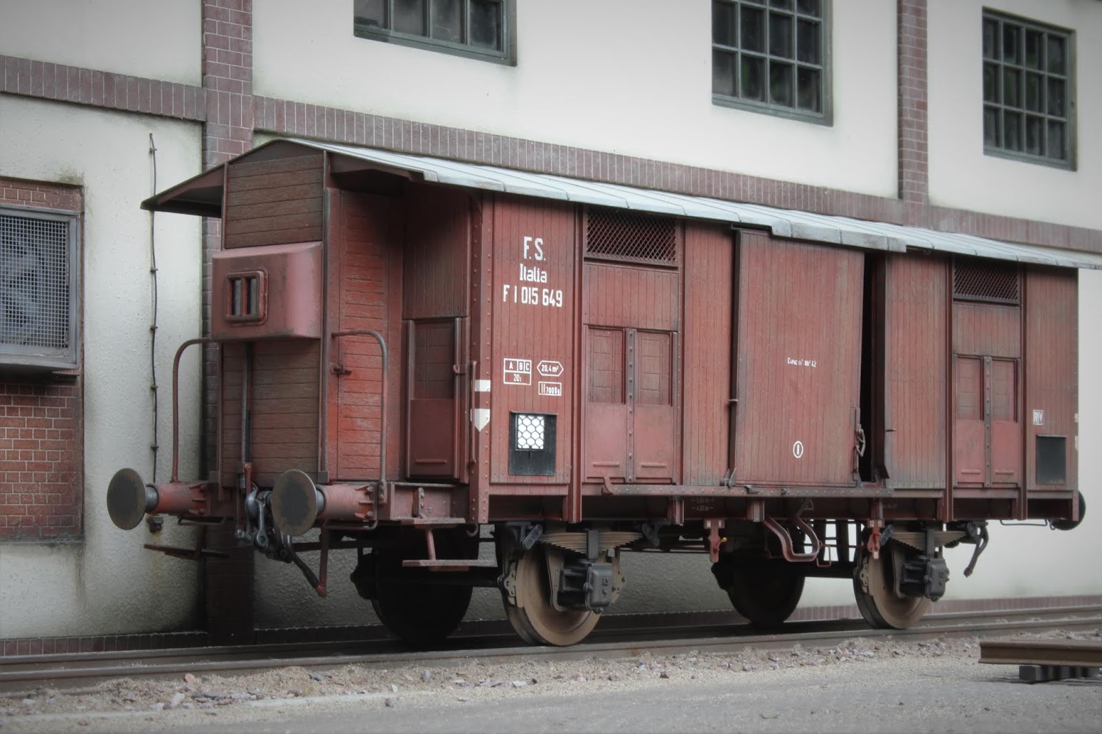 becasse weathering: Typo F und Typo G von Lucchini Rail Models