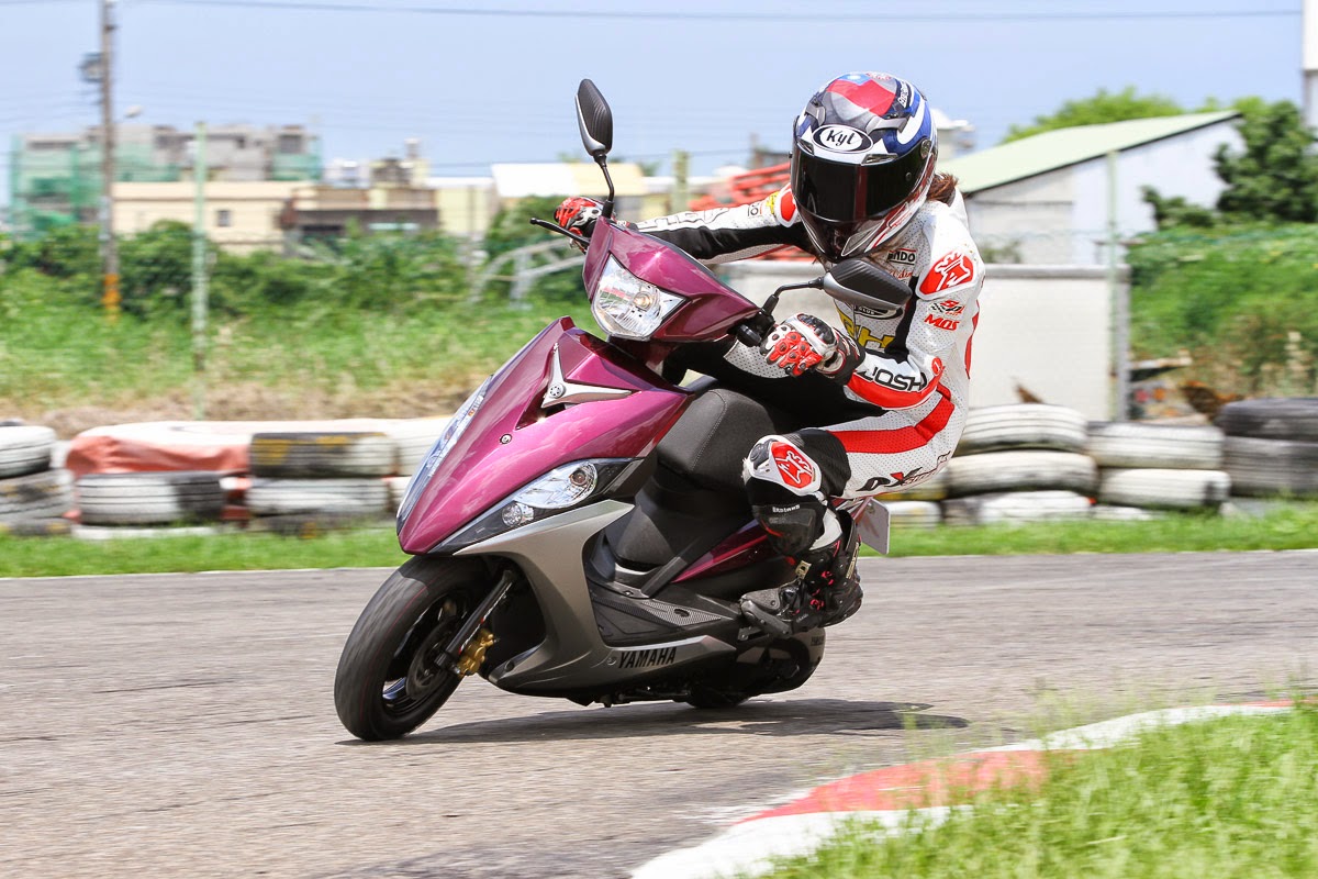 彎道零限制，操駕勁提升YAMAHA RS ZERO 豪華版強勢登場
