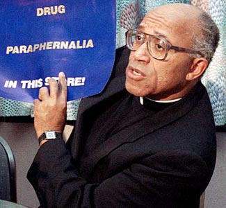 Top World News: Famous adoptions