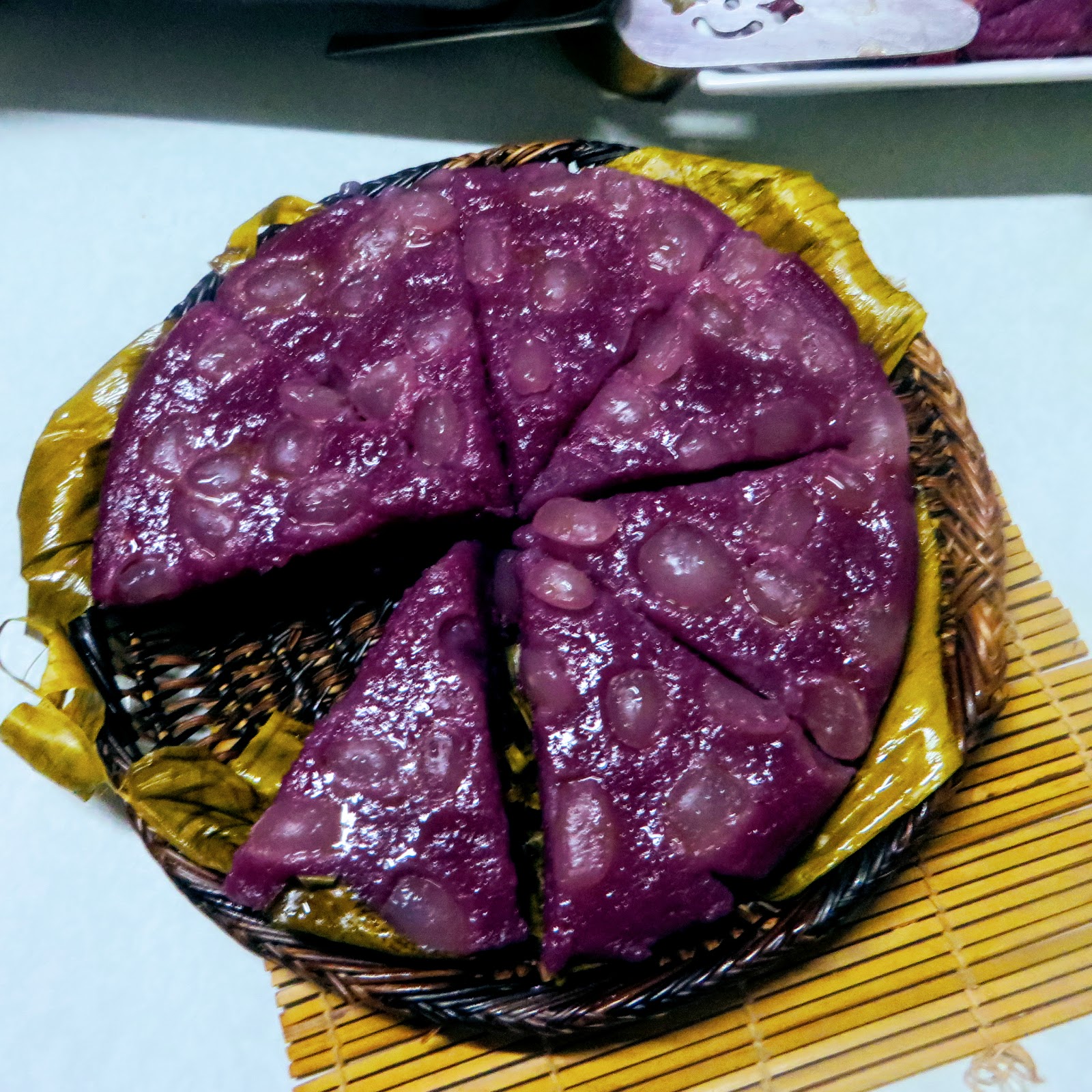 LUWEEH KITCHEN : Ube Cassava Cake Recipe (Steamed)