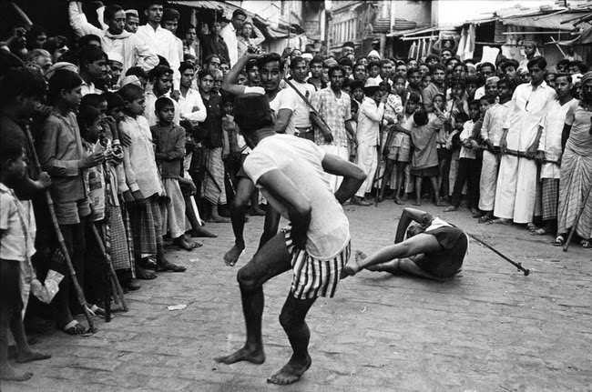 Amazing Black and White Photographs Captured Daily Life of India in the ...