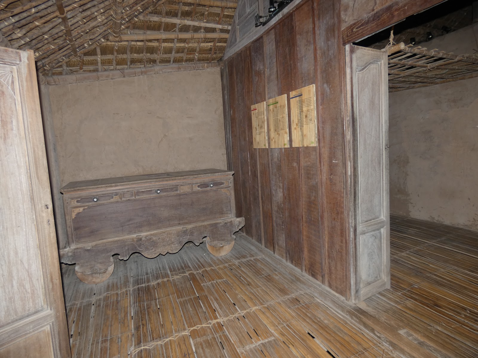 It is not a Cambodian Architecture Lab.: Cham house, Vietnam Museum of ...