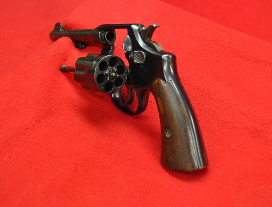 VENDO ARMAS DE TODOS OS TIPOS: VENDO REVOLVER SMITH&WESSON .38 CANELA SECA