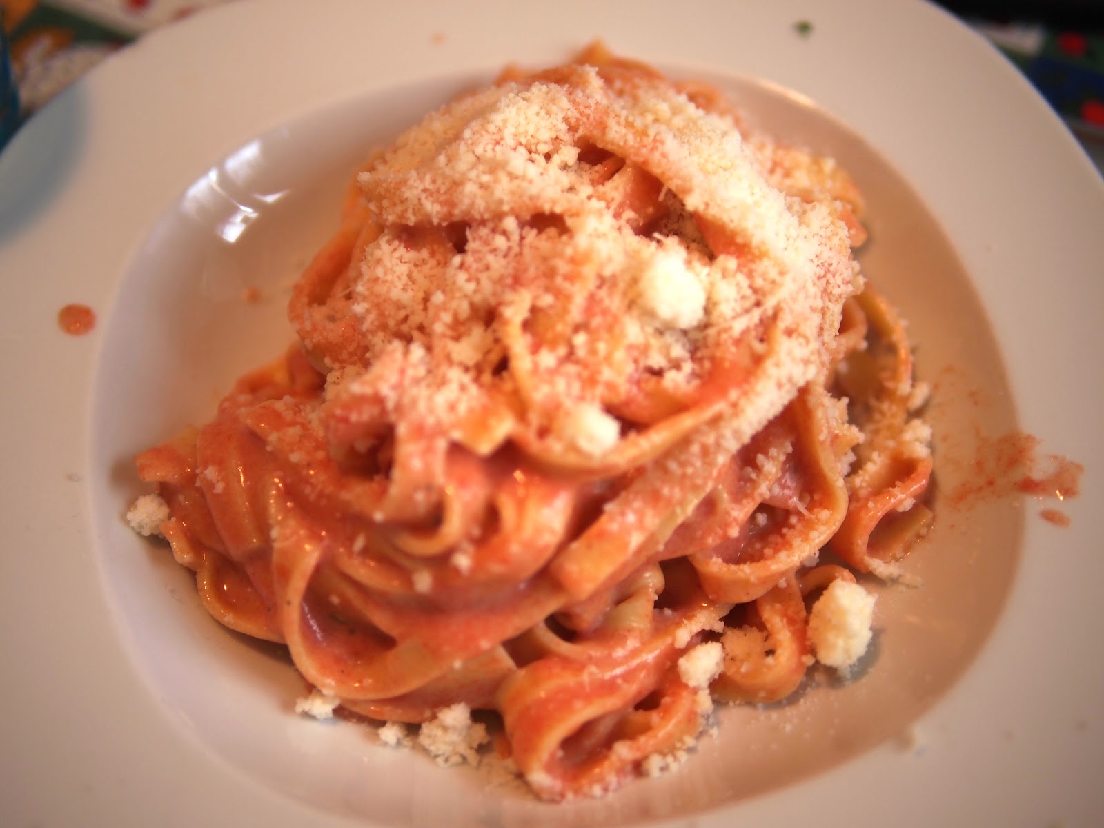 Cucinare, per amore naturalmente.....: Pasta al sugo