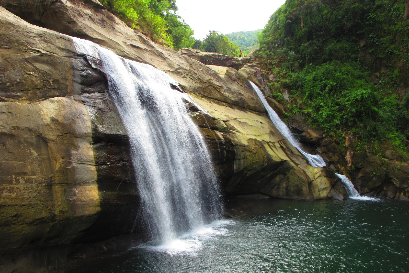 A Break from the Waves: Tangadan Falls - The Wandering Juan