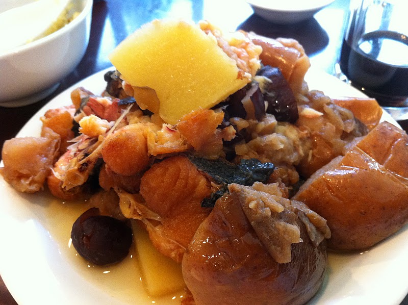 Sweet Lovely Journey: Nelayan Seafood Restaurant